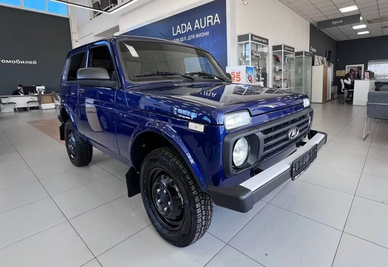 Lada Niva Legend с подушкой безопасности водителя: цены, версии ...